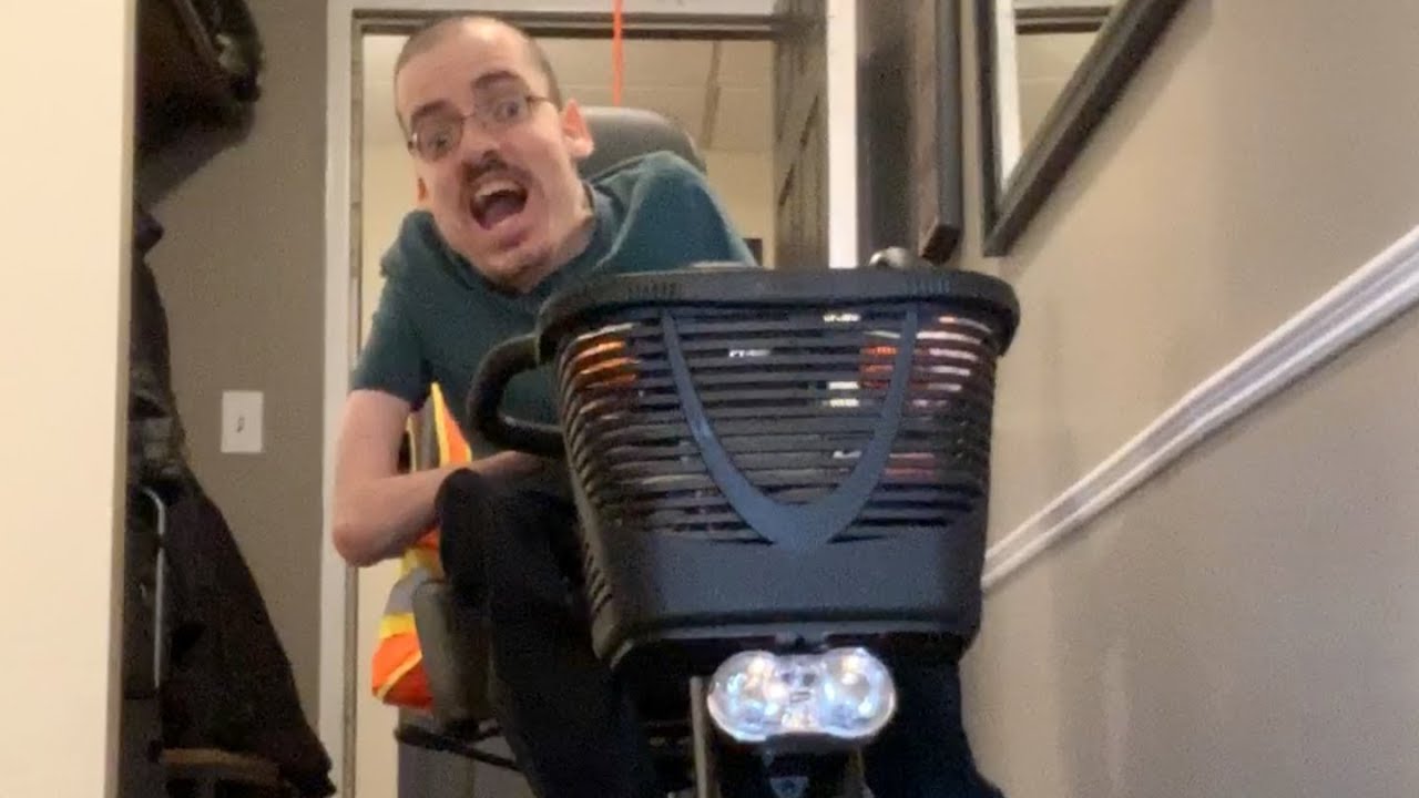 THE SCOOTER ENGINE 🛵 - Ricky Berwick - YouTube