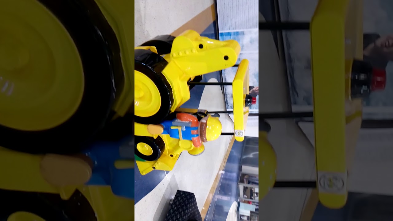 2000s Coin Operated Digger Kiddie Ride - Bob The Builder Scoop - YouTube