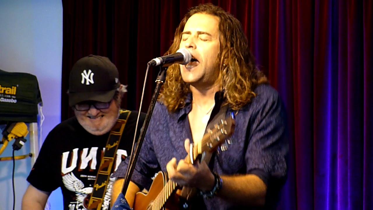 Michael Bryers - Tamworth Services Club 23-1-2019 - YouTube