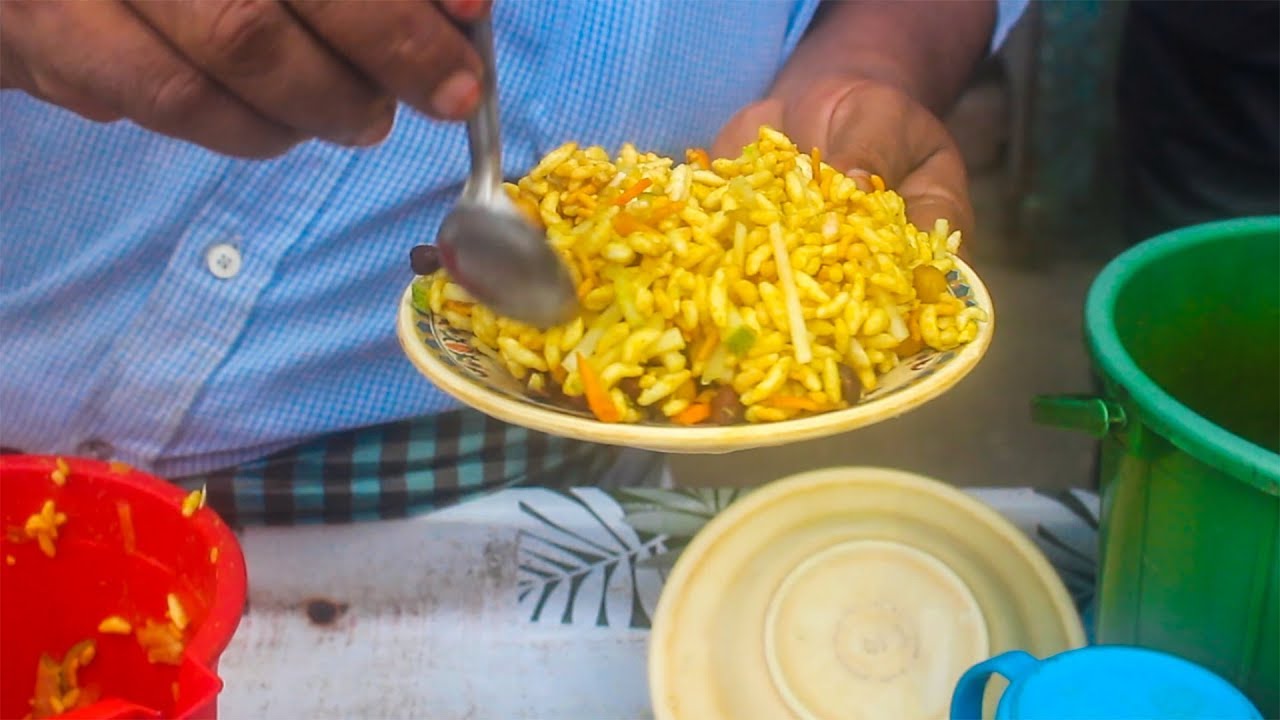 Best 🥙😛Chola Muri Chanachur Makha in The Street | Tasty Muri Vorta ...