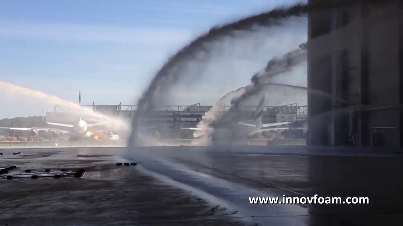 InnoVfoam - Fire protection aircraft hangars - YouTube