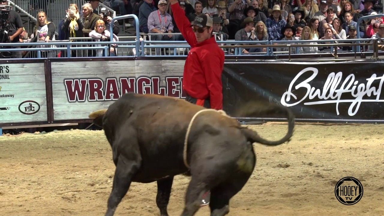 Bullfighters Only 101 - YouTube