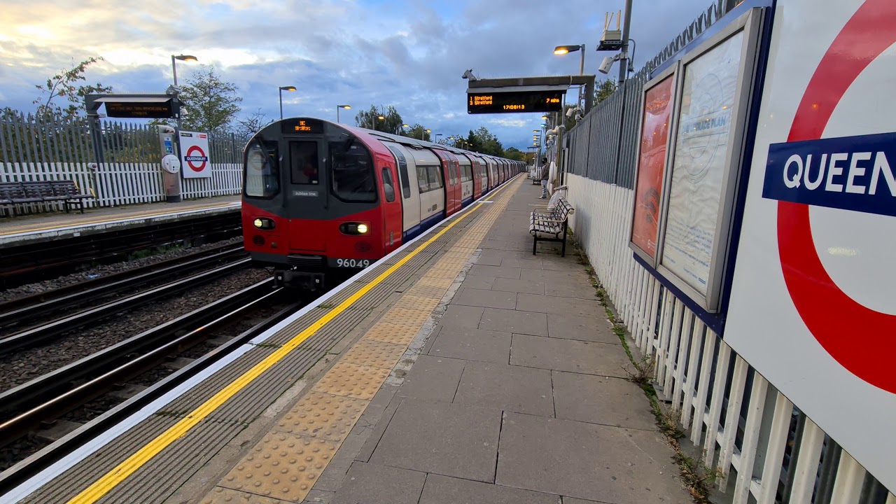 1996TS 96001 & 1996TS 96049 @ Queensbury - YouTube