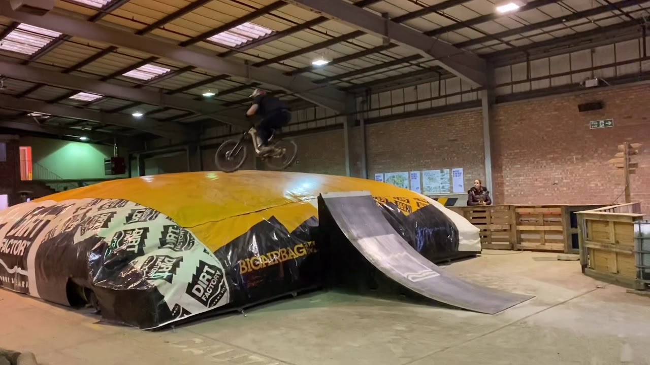 Dirt factory in Manchester - YouTube