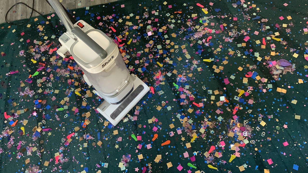 Happy Vac Fridays 🤍 - YouTube