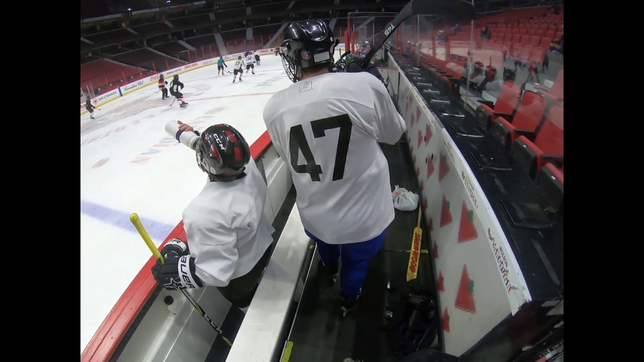 Canadian Tire Center game pt. 1, dec. 14 - YouTube