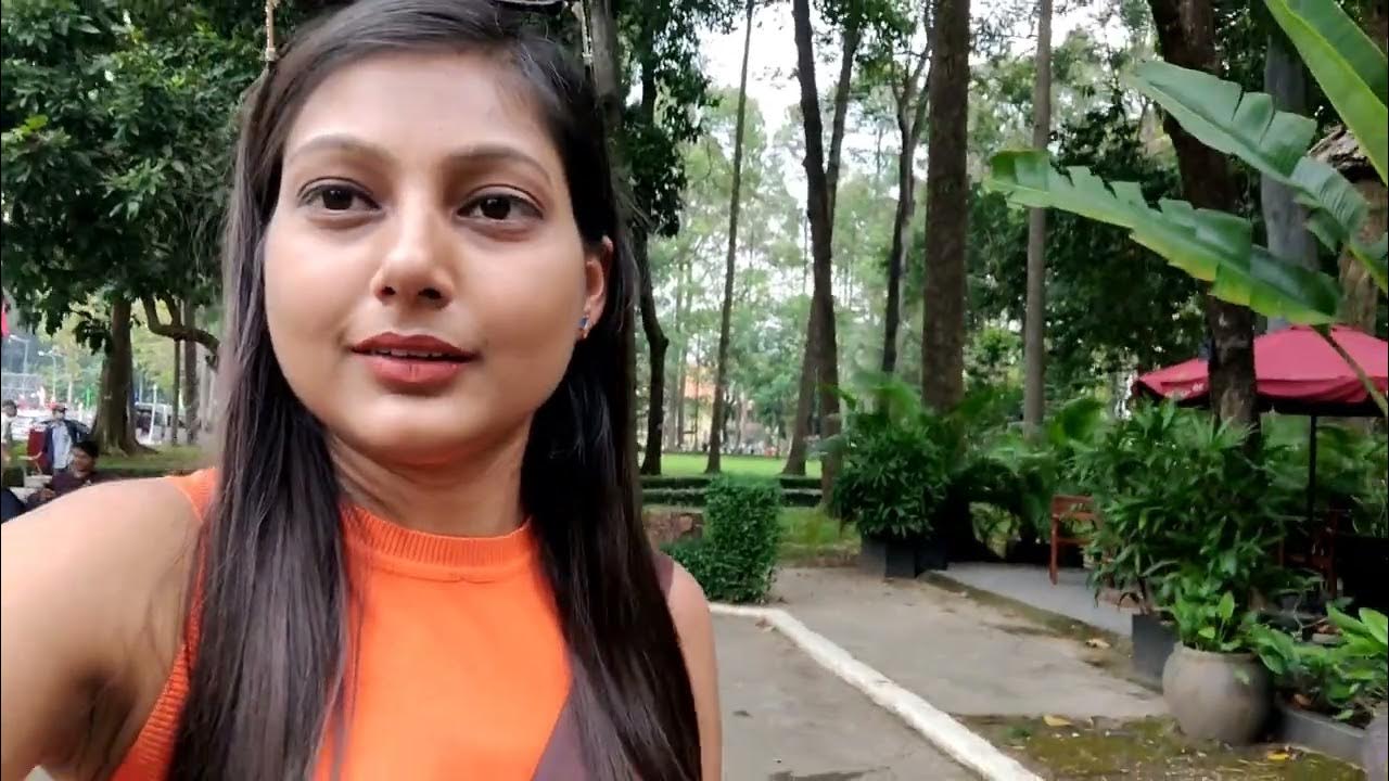 Ho Chi Minh City Tour & its Night Life🥰 | Vietnam Series Ep04 - YouTube