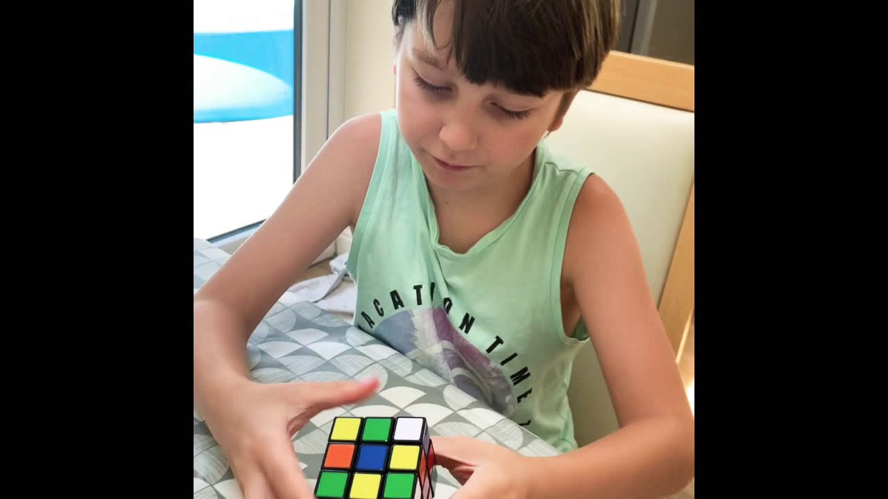 Rubik’s cube challenge - YouTube