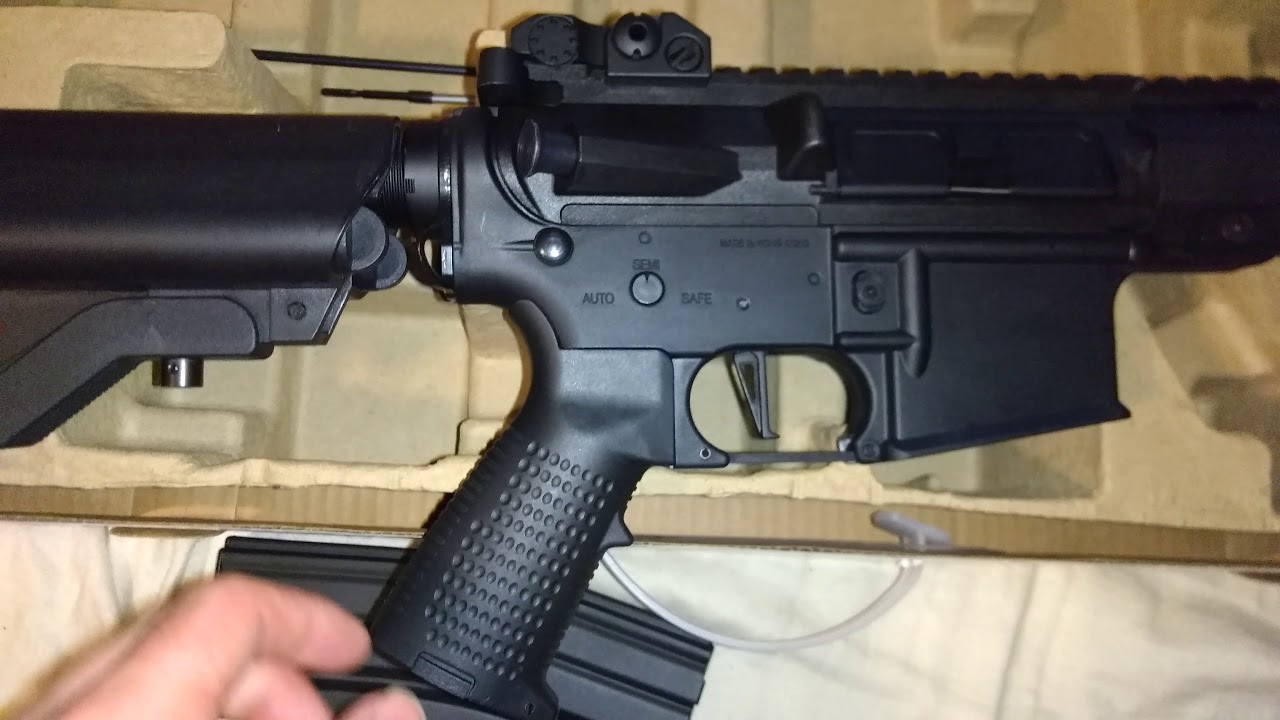 Airsoft Classic Army M-Lock M4 Review (Terrible) - YouTube