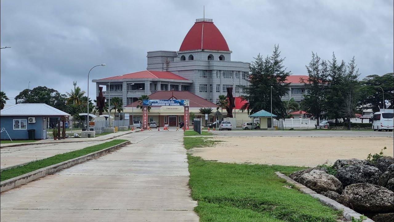 Trip to the main island from Eua - YouTube