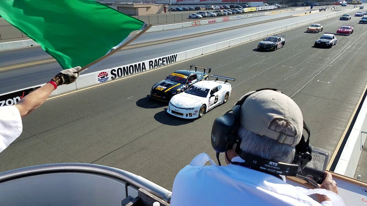 2018 SCCA Runoffs GT2 Race Start - YouTube