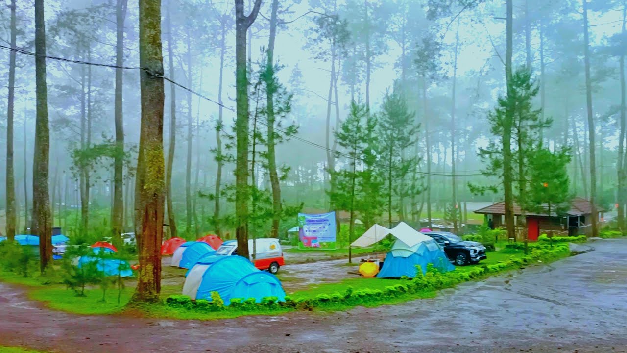 CAMPING HUJAN DERAS DI COZY LAND LEMBANG - JAMBORE TDA CAMVERPAN - YouTube