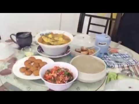 Orang Indonesia Makan LEM? (How To Cook PAPEDA-MALUKU'S FOOD) - YouTube