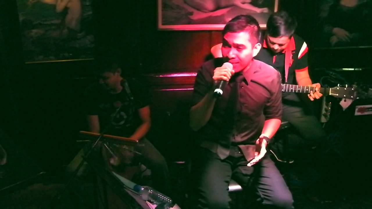 One Hundred Ways - James Ingram by Thor Dulay @ Cafe Marcello - YouTube