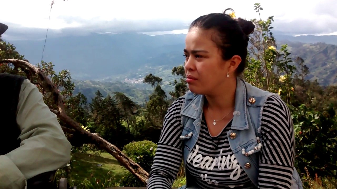 video entrevista Erika Castillo - YouTube