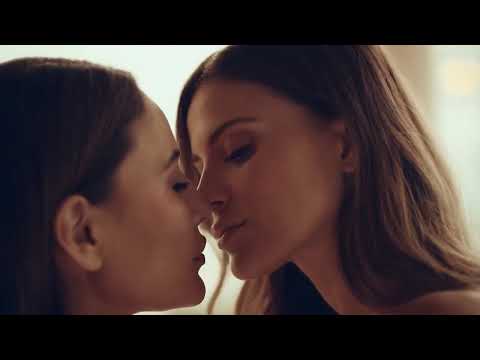 Lara & Bethany | Lesbians Kissing Video