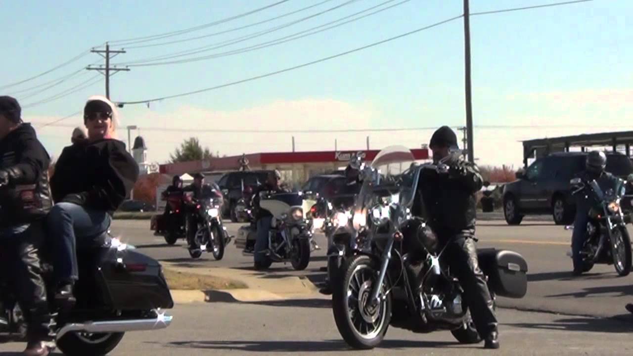 Veteran's Day Motorcycle Parade 2014 - Pig Trail H-D - YouTube
