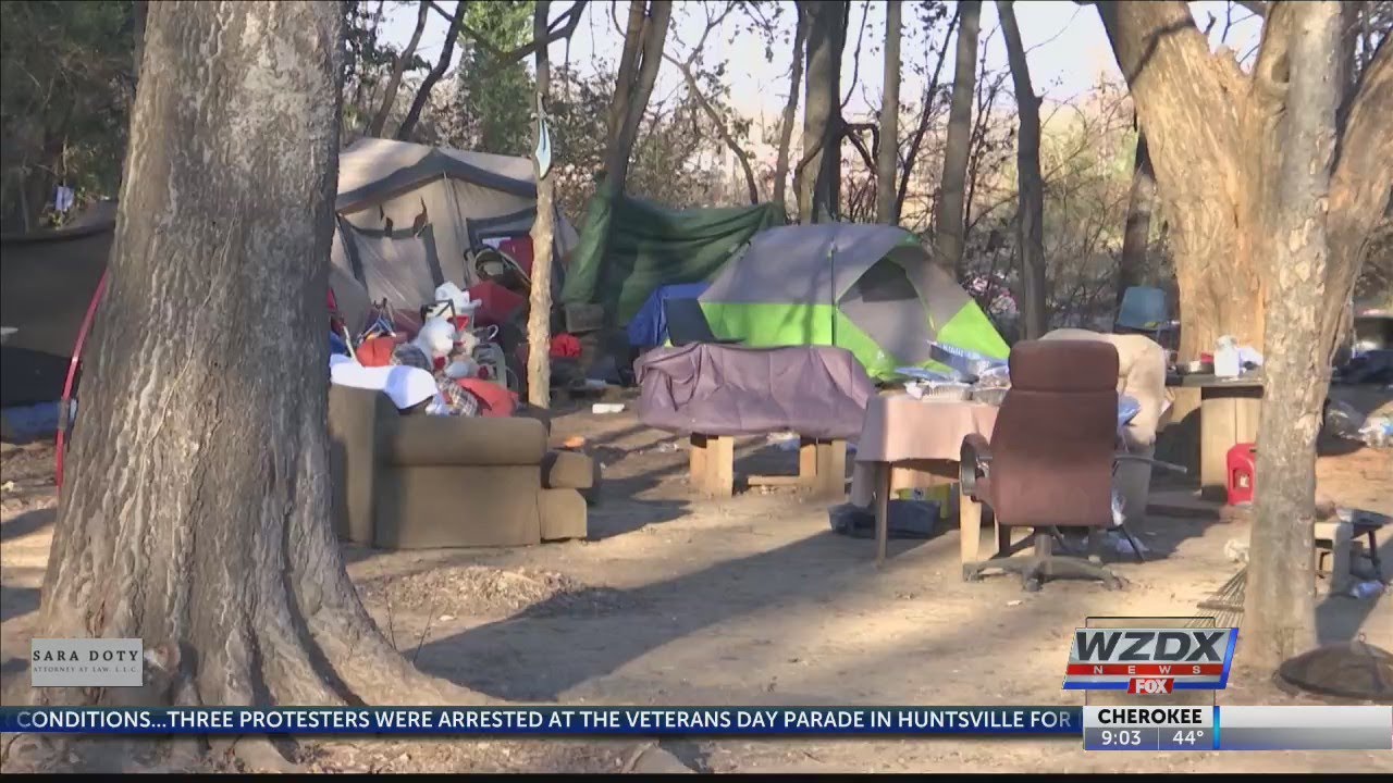 Helping the homeless stay warm - YouTube