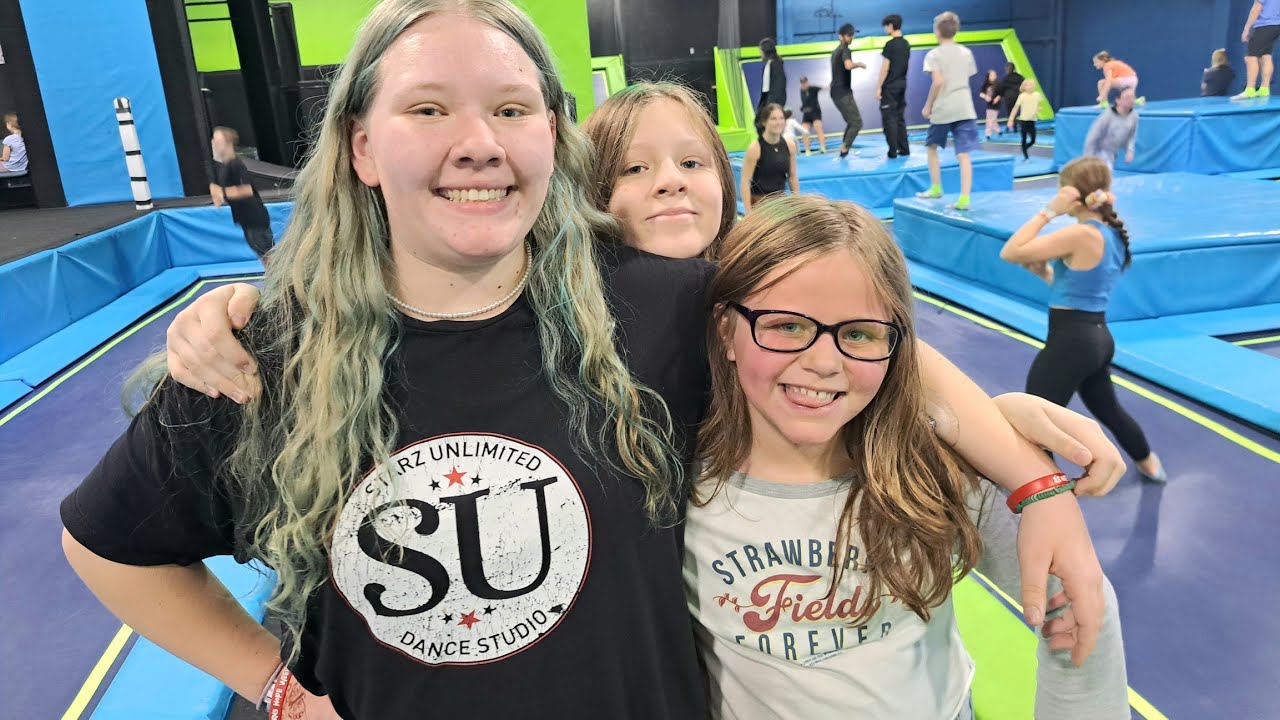 Family Fun at Fly High Trampoline Park - YouTube