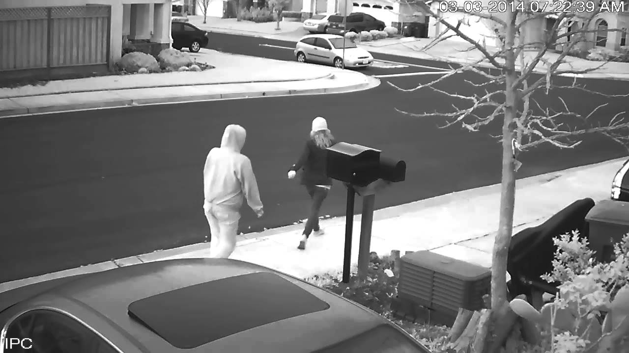 2004 03 03 07 22 Surveillance Camera Tampering - YouTube