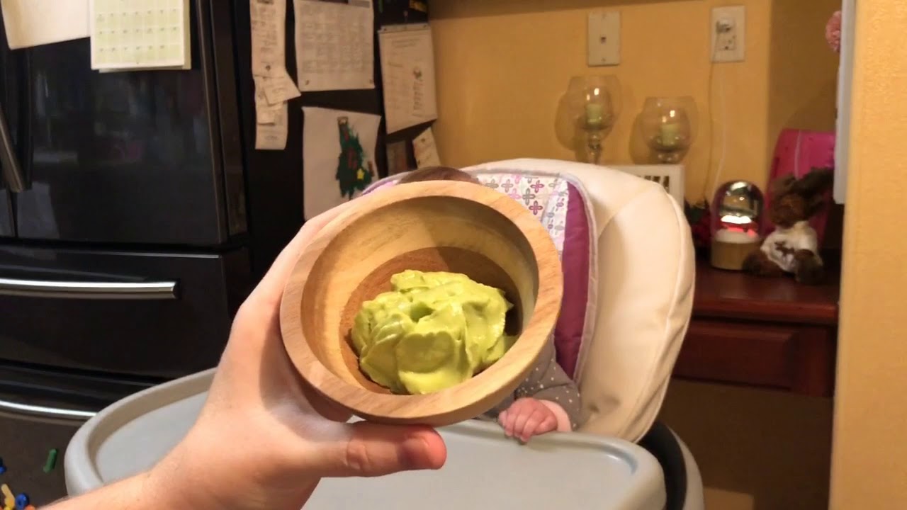 Lainey’s First Solids! - YouTube