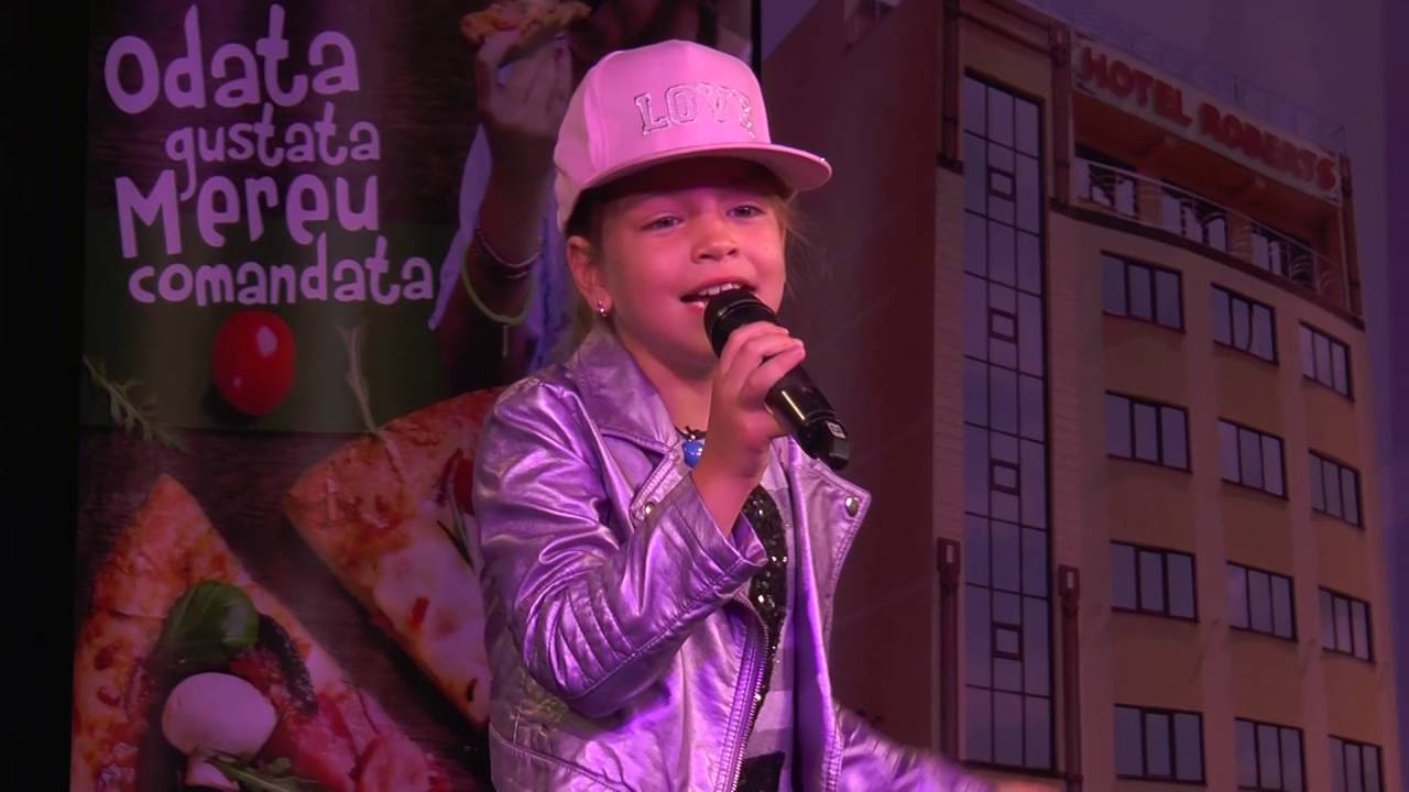Ana-Bianca Marinescu - Stiu ce vreau - Hermannstadt Fest 2016 - YouTube