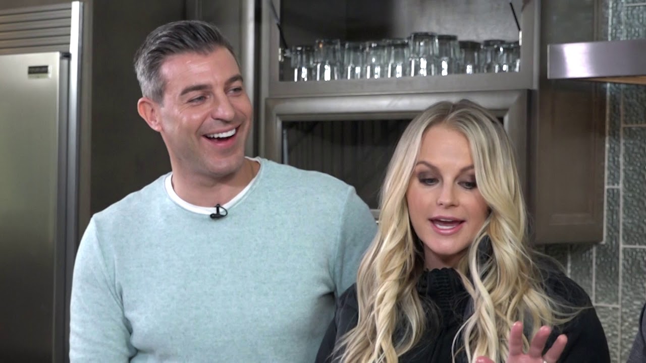 SMOKEY MAC & CHEESE: Jeff and Jordan Cook With Chef Jernard Wells - YouTube