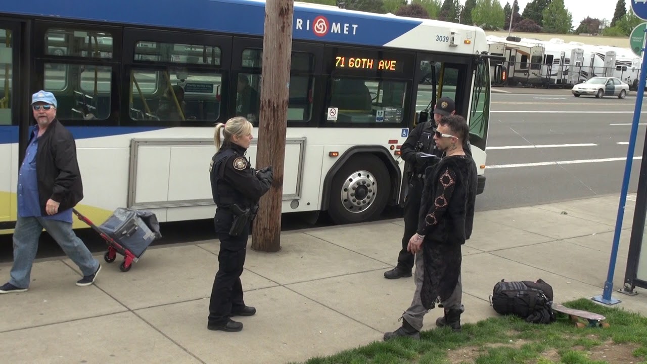 transit police arrest man - YouTube