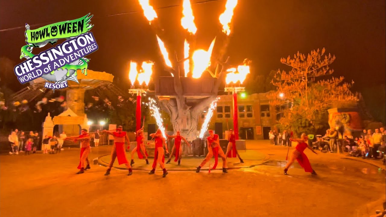 Chessington World of Adventures 2022 Banyan Circle of 8 Full Night Show ...