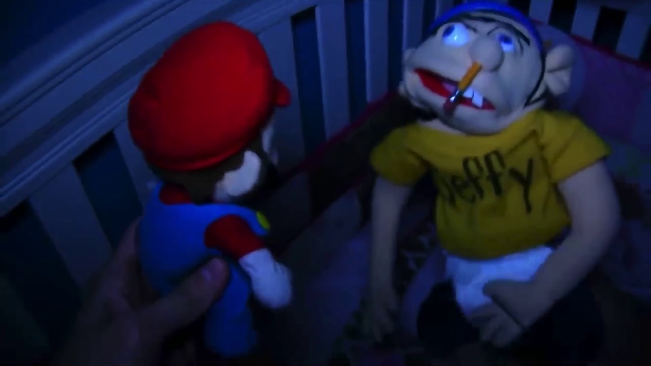 Mario gets scared - YouTube