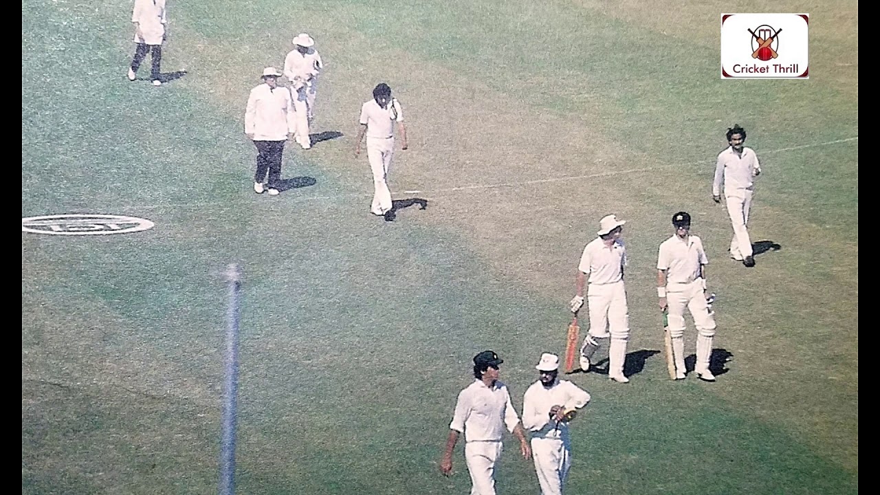 Memorable Moments Pakistan vs Australia 1987 Semi Final World Cup - YouTube