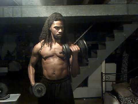 WORKING THE DUMBBELLS AND DOING SO MORE FLEXING BABY - YouTube