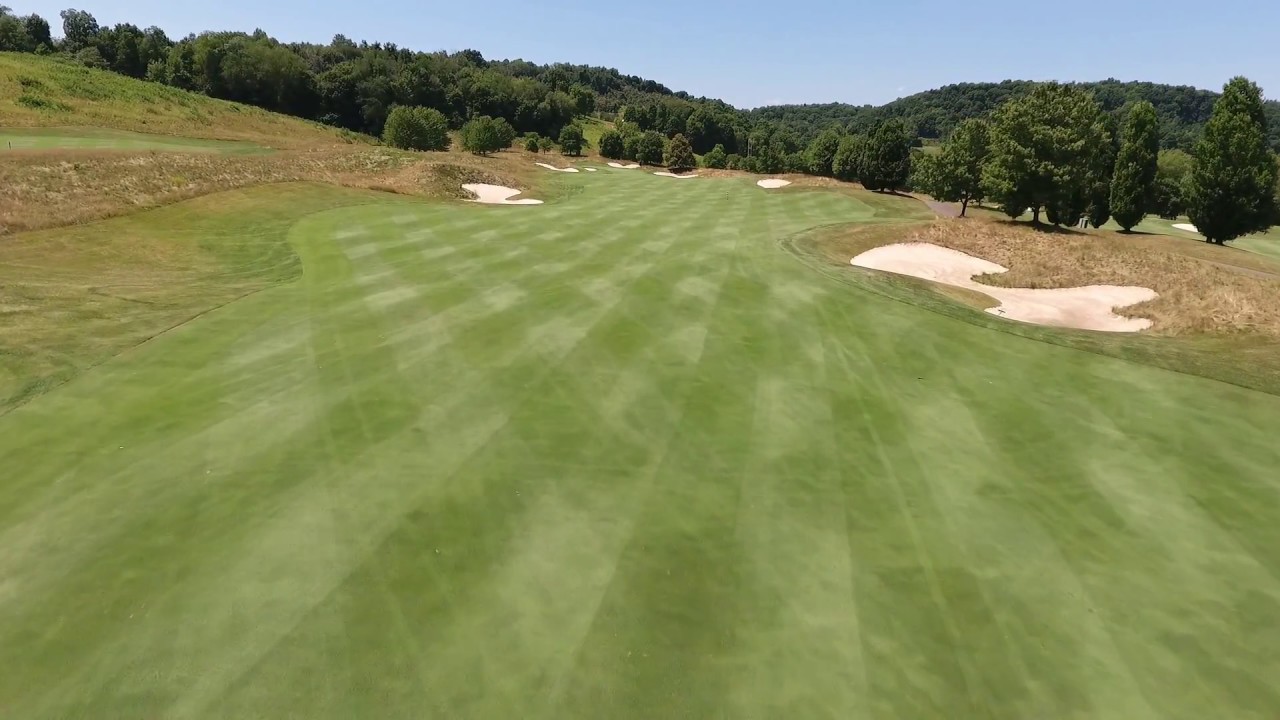 Hole 10 at Olde Stonewall Golf Club - YouTube