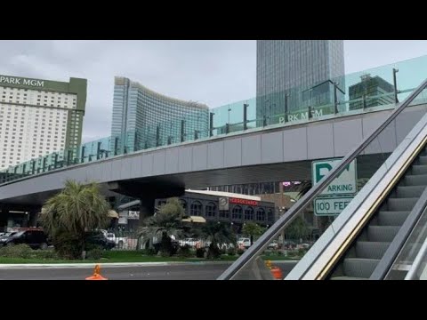 Park MGM/ Showcase Mall Pedestrian Bridge Completed and Opened to ...