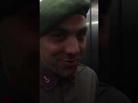 Türk Askerinden Anneye, Nişanlıya asker sürprizi !