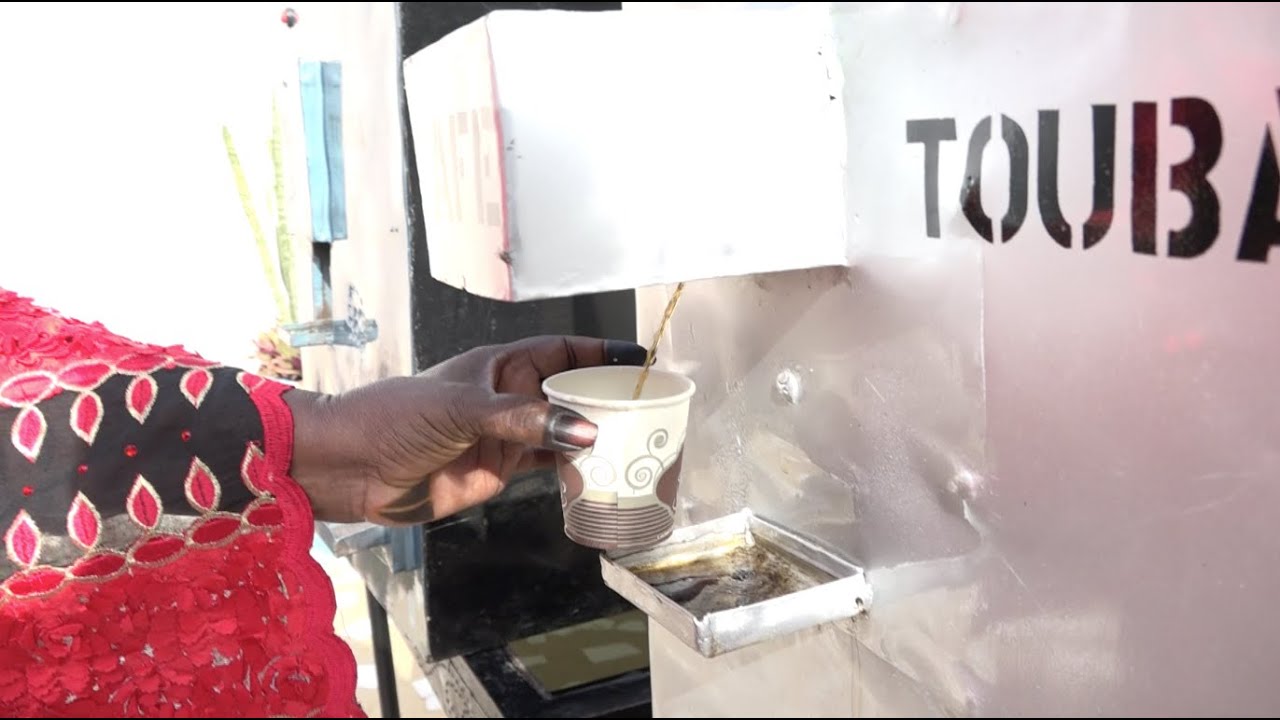 A la découverte des 2 machines à distribution de café Touba, crée par ...