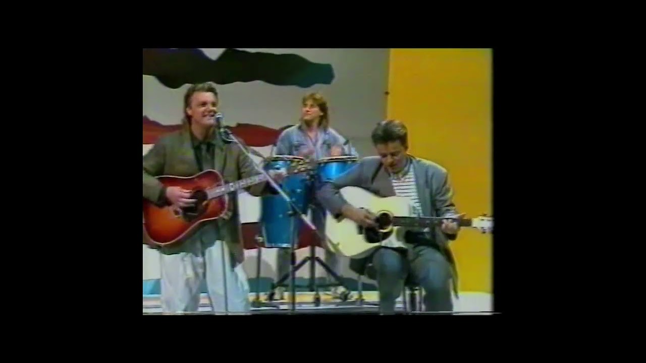 Tommy Emmanuel & Peter Cupples - Nothing Stays The Same - Hey Hey It's ...