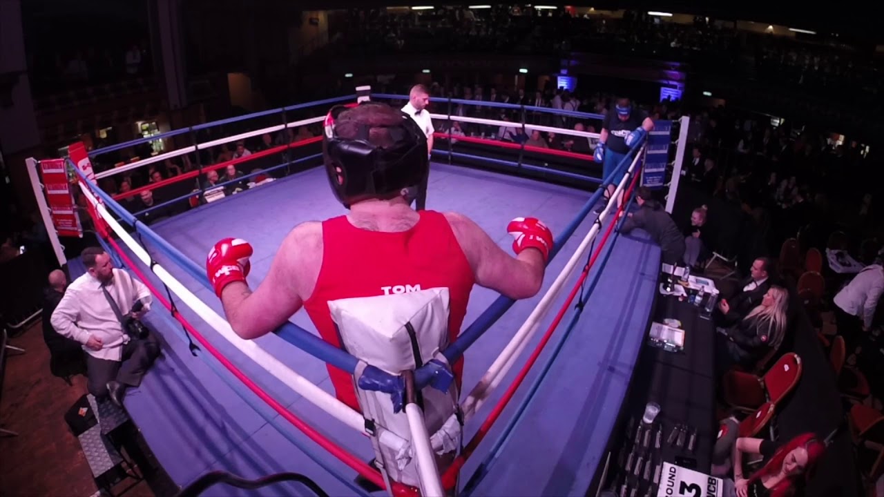 Ultra White Collar Boxing | Liverpool | Tom Lawlor VS Dean Higgins ...