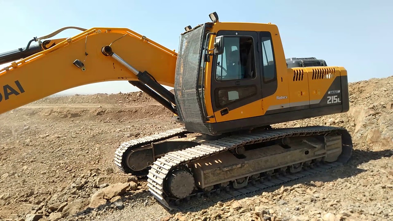 EXCOOTTER HYUNDAI WORKING DOZER - YouTube