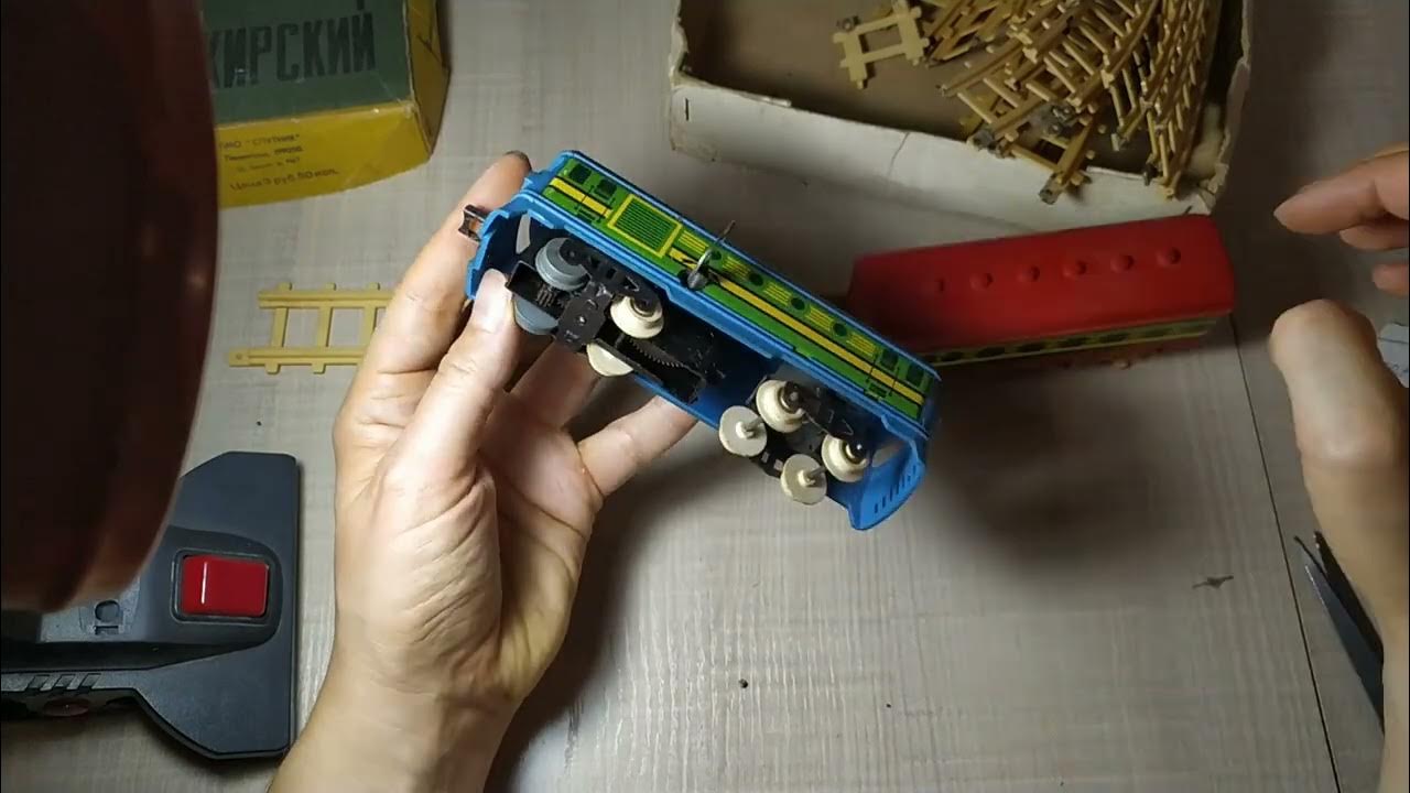 Игрушка механическая поезд пассажирский. Железная дорога СССР ...