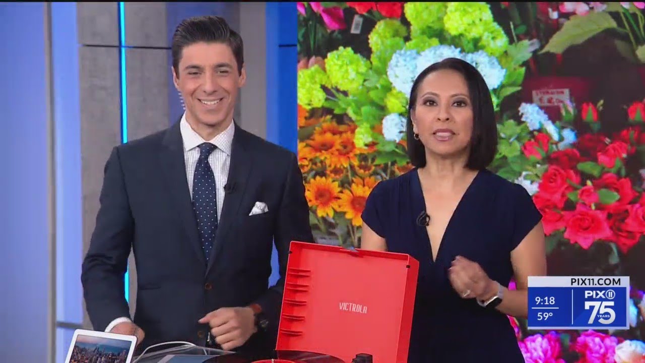 Tech Gifts For Mother s Day YouTube tech-gifts-for-mother-s-day-youtube