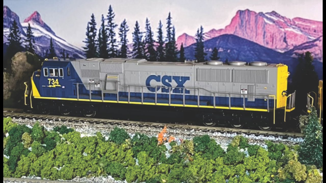 CSX RAILWAY SD70MAC HO SCALE - YouTube
