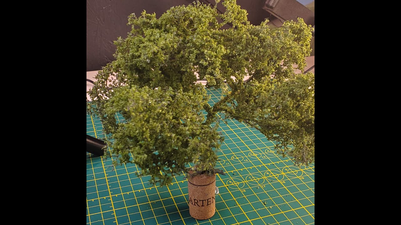 A Modeler's File Box Tree Construction, Video 2 - YouTube