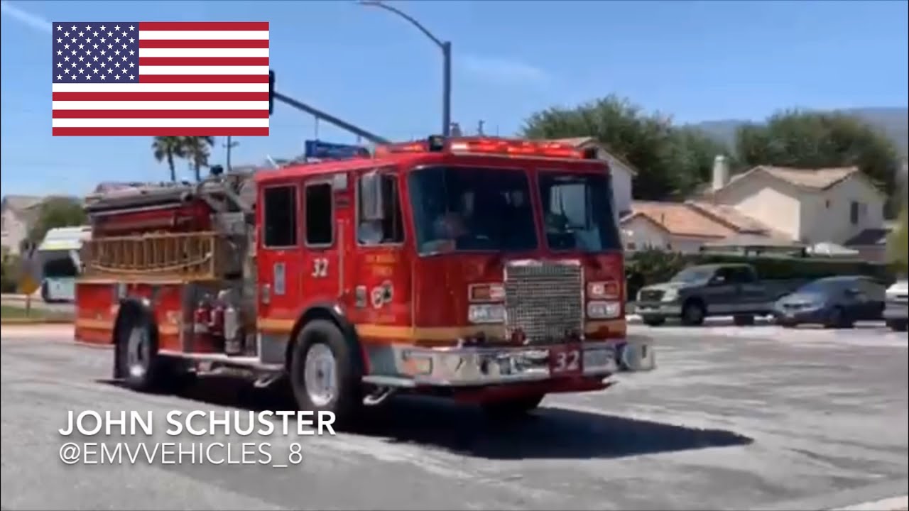 LACoFD Engine 32 and Squad 32 - YouTube