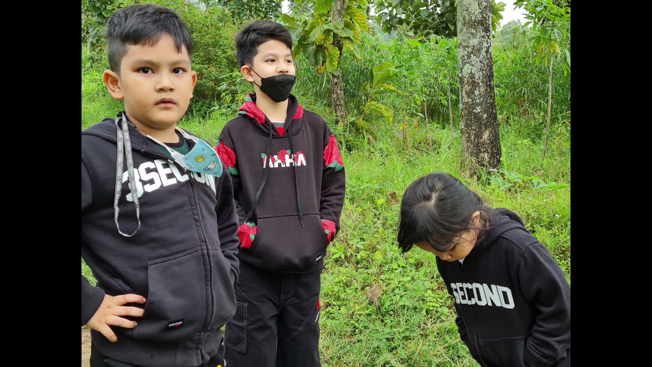 MENDAKI BUKIT GUNUNG PANDERMAN KOTA WISATA BATU - YouTube