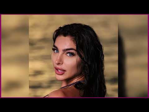 Emily Rinaudo Curvy Plus Size Fashion & Lingerie Model Biography Wiki ...