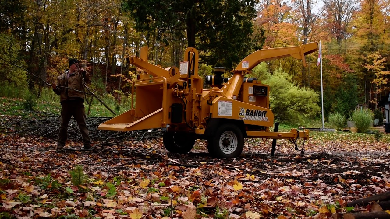 2012 Brush Bandit 990xp with winch - YouTube