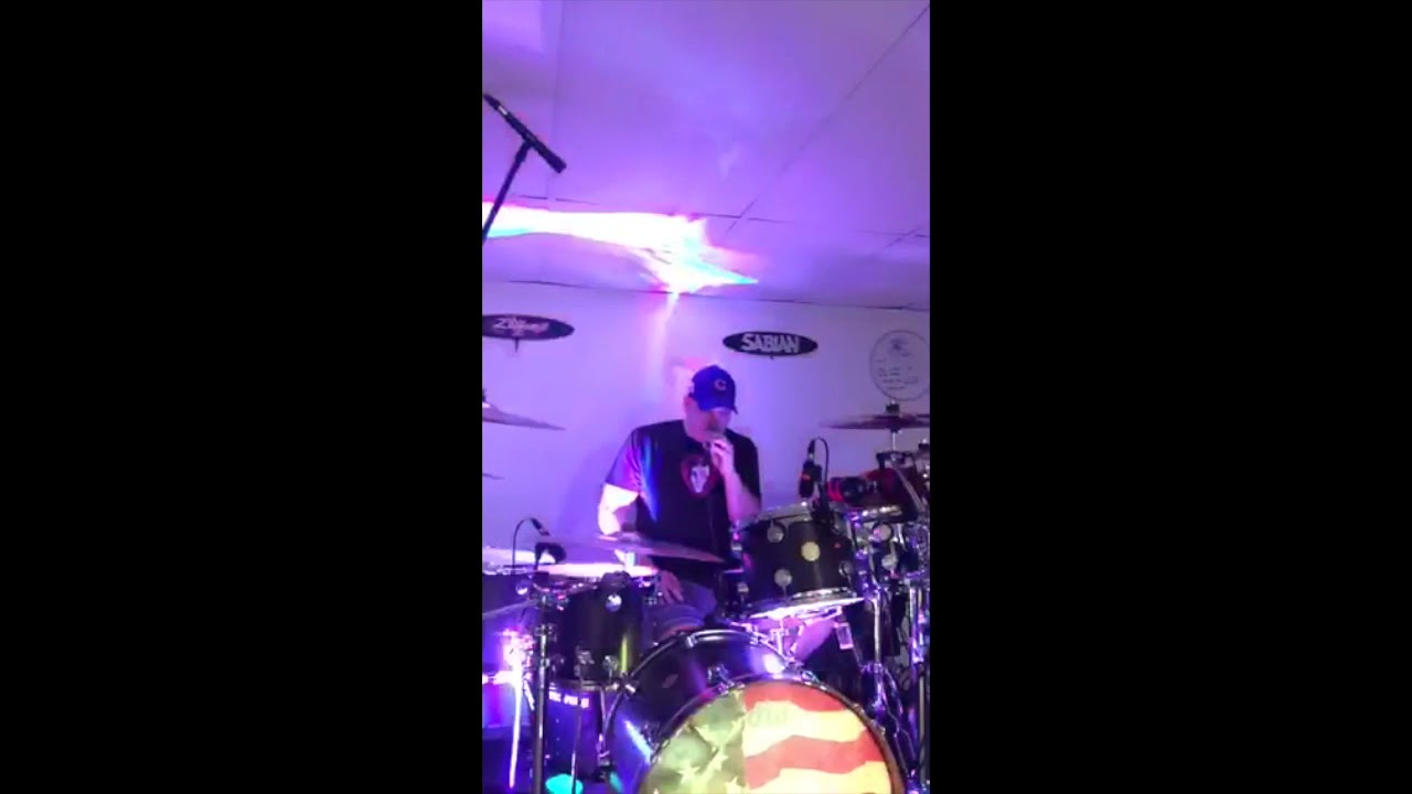 "Mmm Mmm Mmm Mmm" Crash Test Dummies cover by Phil SULser - YouTube