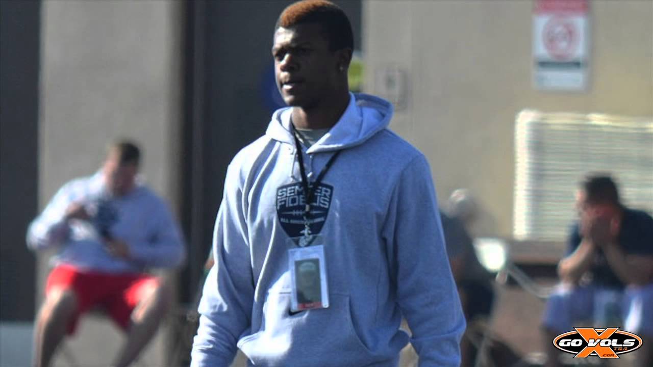 GVX TV | National Signing Day: Derrell Scott - YouTube