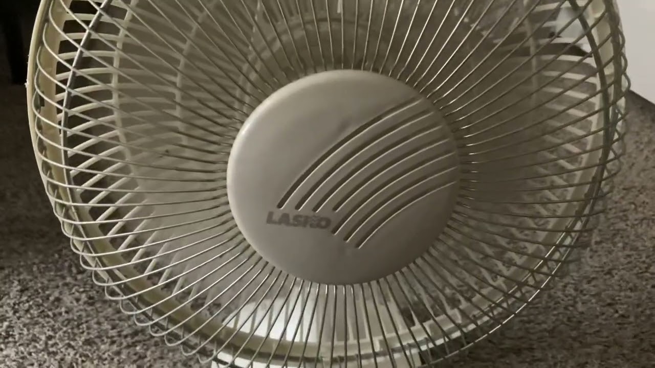 Vintage Lasko 12 inch Desk fan model 2000 from 1998/99 - YouTube